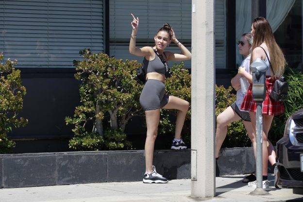Madison Beer Cameltoe (15 Photos) | #TheFappening